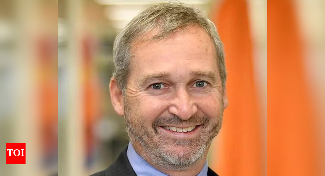 Why this CEO of $68 billion company wants to 'sit at the beach and do ...