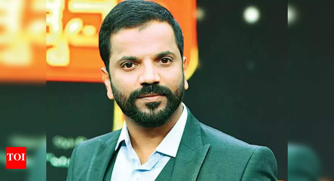 Gichhi Gili Gili: Actor Neenasam Satish to feature in the show - Times ...