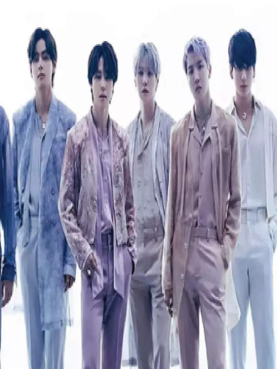 Different ways to style black jackets ft BTS boys | Zoom TV