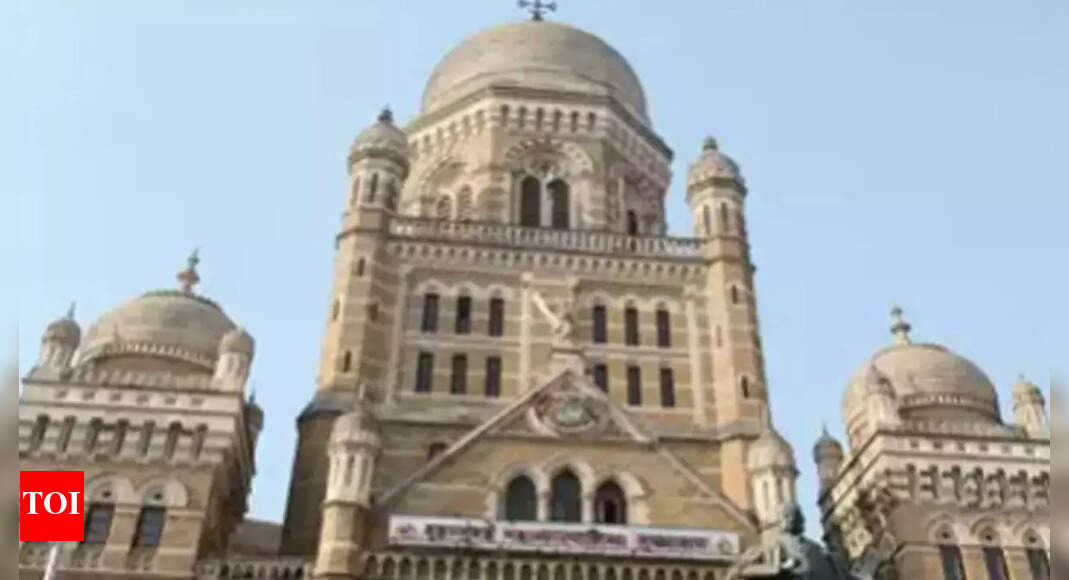 Ensure shaky buildings get notices to vacate, Maharashtra government ...