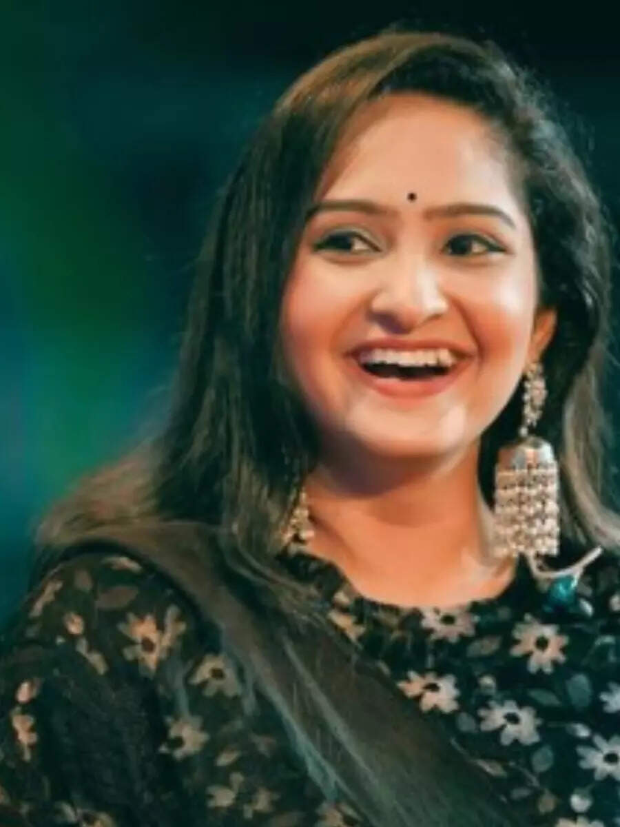 Best Traditional looks of Santvani Trivedi | Times of India