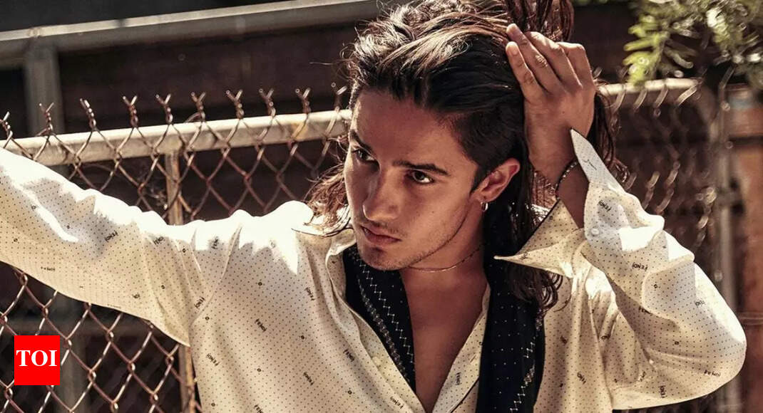 Aramis Knight lists similarities he shares with his 'Ms. Marvel ...