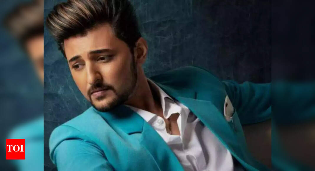 Darshan Raval opens up on his love for the colour blue and his single ...
