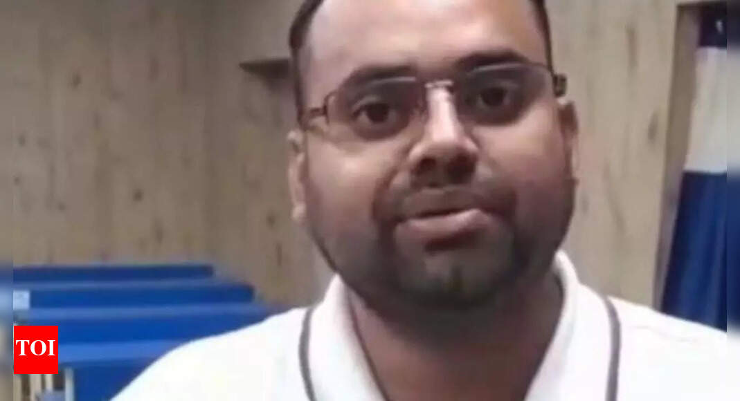 'Star' teacher Lalan Kumar of Bihar University makes a dramatic U-turn ...