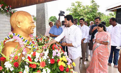 Andhra Pradesh CM YS Jagan Mohan Reddy pays tribute to his father on his birth anniversary ...