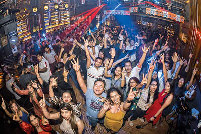 What makes Sector V Kolkata’s hottest party hub? | Kolkata News - Times ...