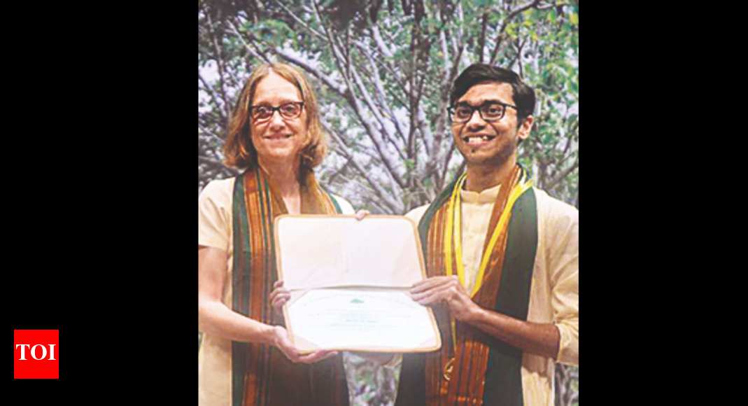 Iiit-h Celebrates 21st Convocation | Hyderabad News - Times of India