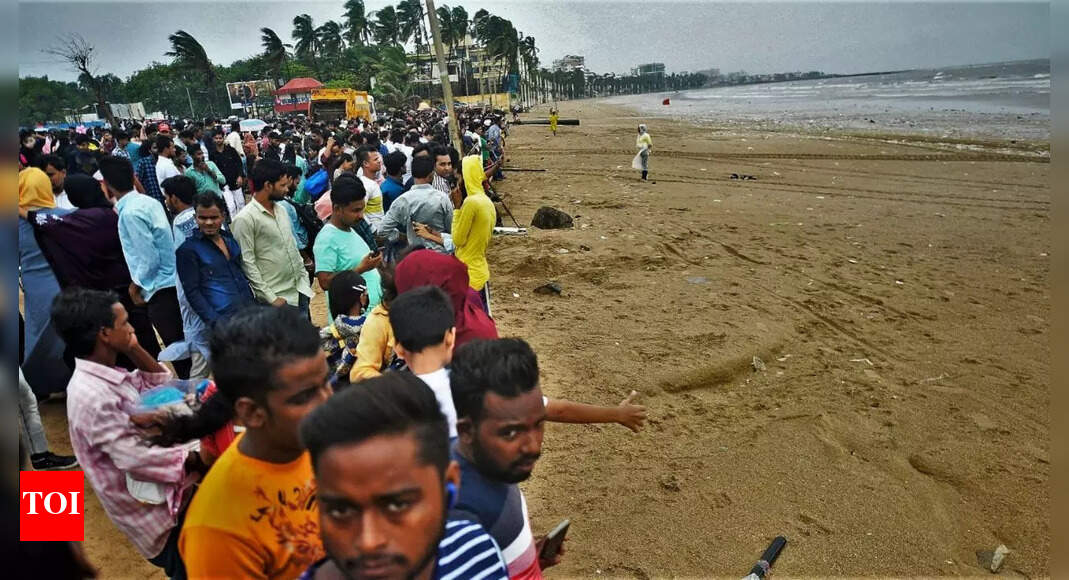 Monsoon Weather Updates Imd Issues Red Alert For Maharashtra Districts
