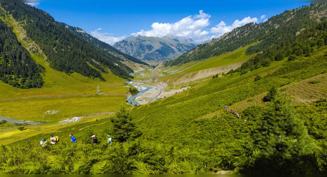 These valleys in Kashmir are breathtakingly beautiful! | Times of India ...