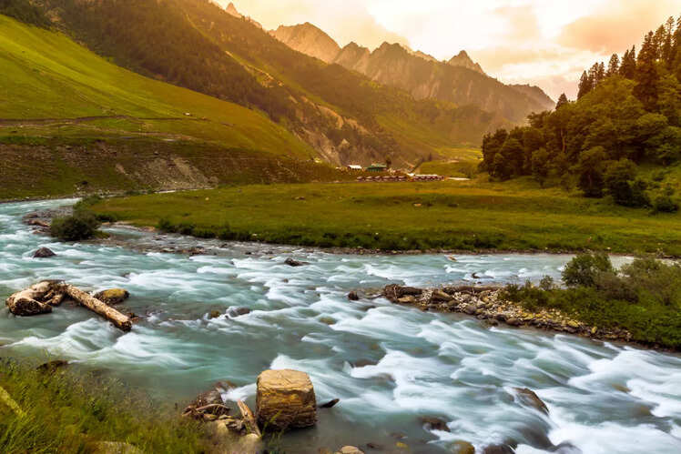 These valleys in Kashmir are breathtakingly beautiful! | Times of India ...