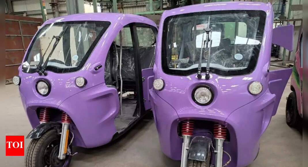 Delhi Metro to soon roll out its first e-auto service | Delhi News ...