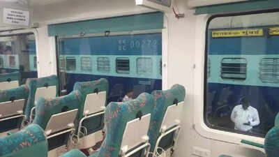 Pune: Pragati express and Shatabdi express to resume with Vistadome ...