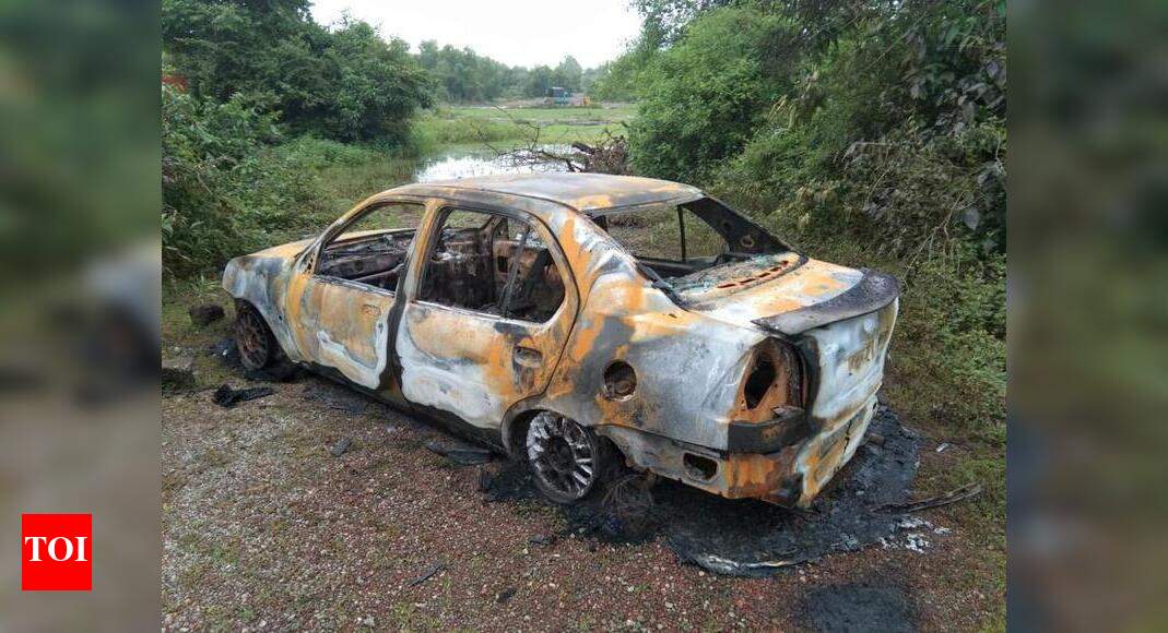 Burnt car with charred body found in Ottinene | Mangaluru News - Times ...