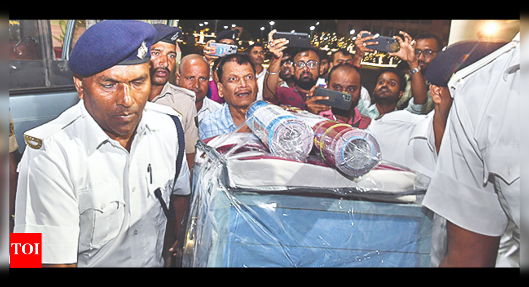 Ballot Box: ‘mr Ballot Box’ Arrives At Patna Ahead Of Prez Polls ...