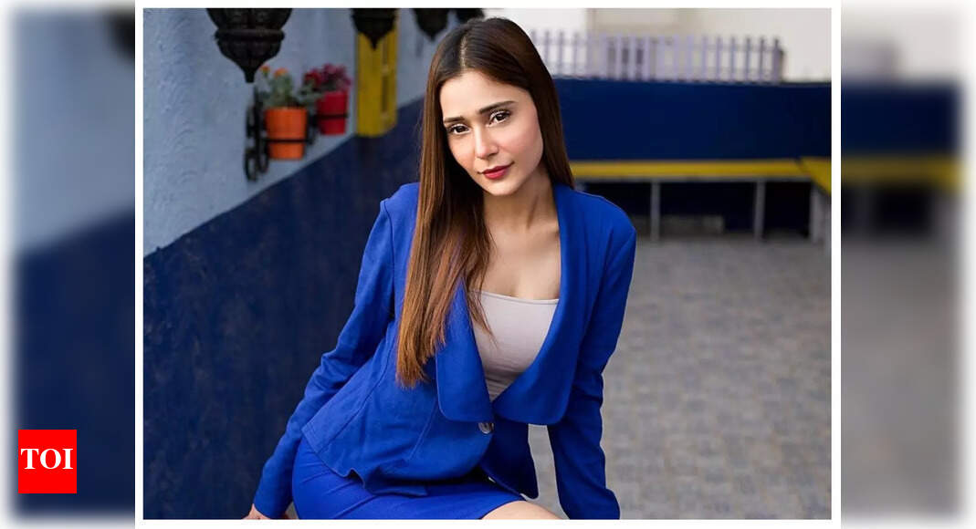 Sara Khan joins the cast of Spy Bahu - Times of India