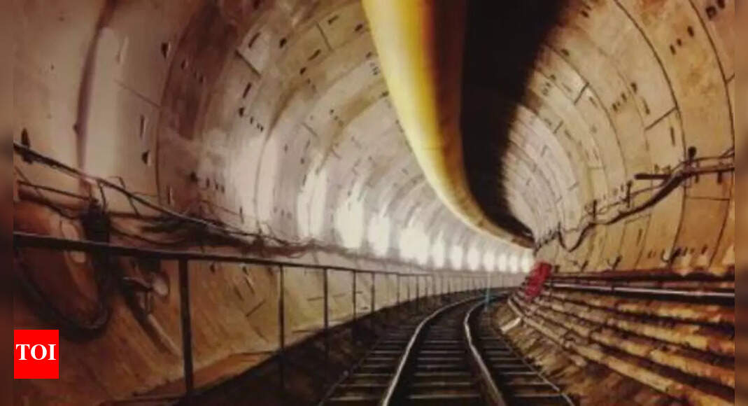 Kolkata metro set for deep river dive | India News - Times of India