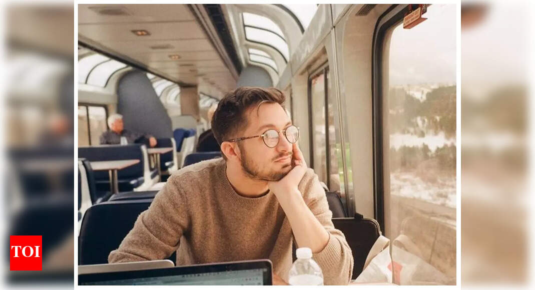 Dan Fleischer to helm the live-action remake of 'Lilo & Stitch' - Times of India