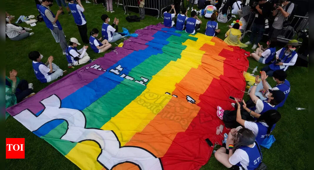 South Korean capital celebrates 1st Pride parade in 3 years - Times of ...