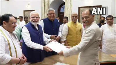 Vice Presidential poll: NDA candidate Jagdeep Dhankar files nomination ...