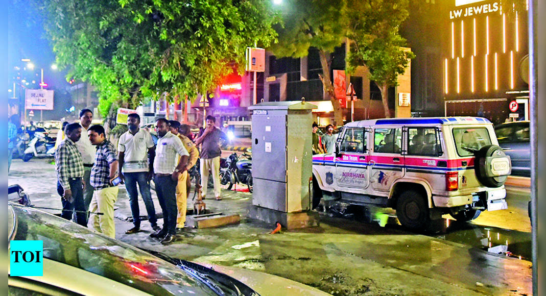 ₹42 Lakh Snatched From Angadia Men On Cg Rd | Ahmedabad News - Times of ...