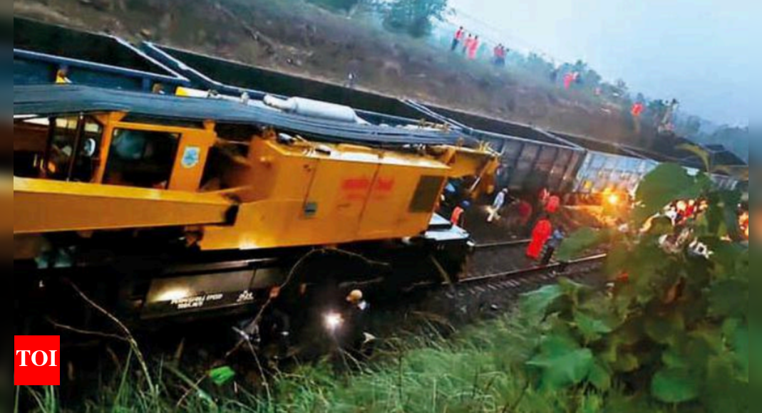 Gujarat train derailment: Services resume on affected section in Dahod ...