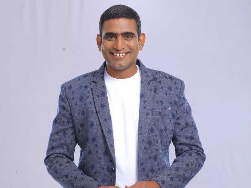 Sandeep Pathak to host Dance Maharashtra Dance Li'l Masters - Times of ...