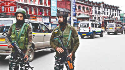 Nia: Terror conspiracy: NIA raids 9 locations in Kashmir Valley ...