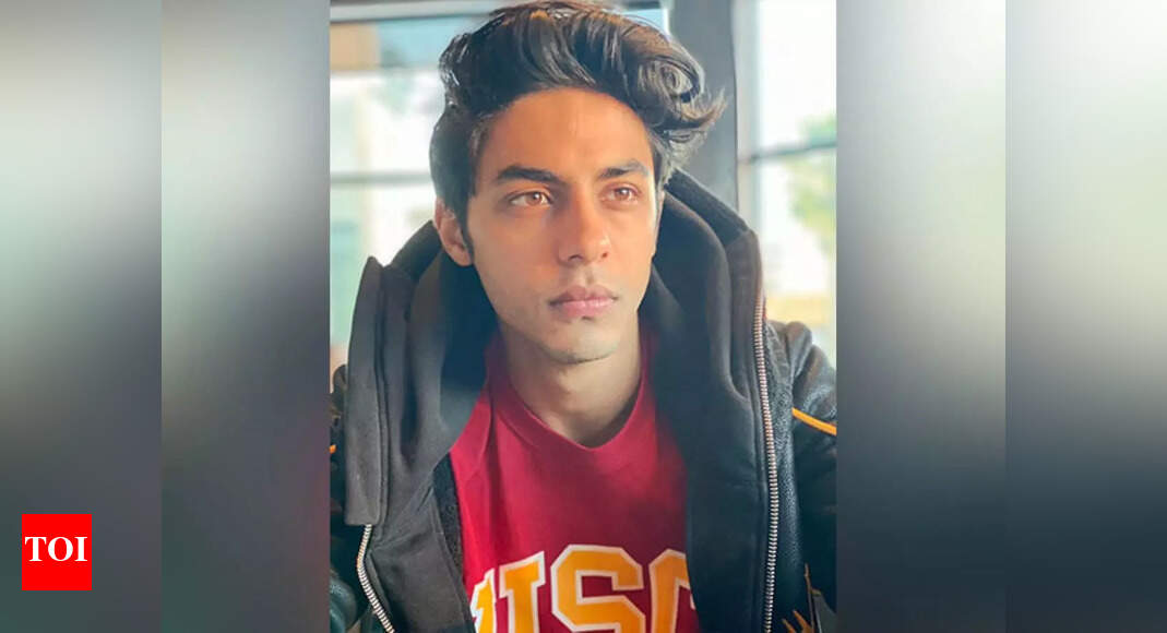 Fans come out in support of Aryan Khan after he receives flak for ...
