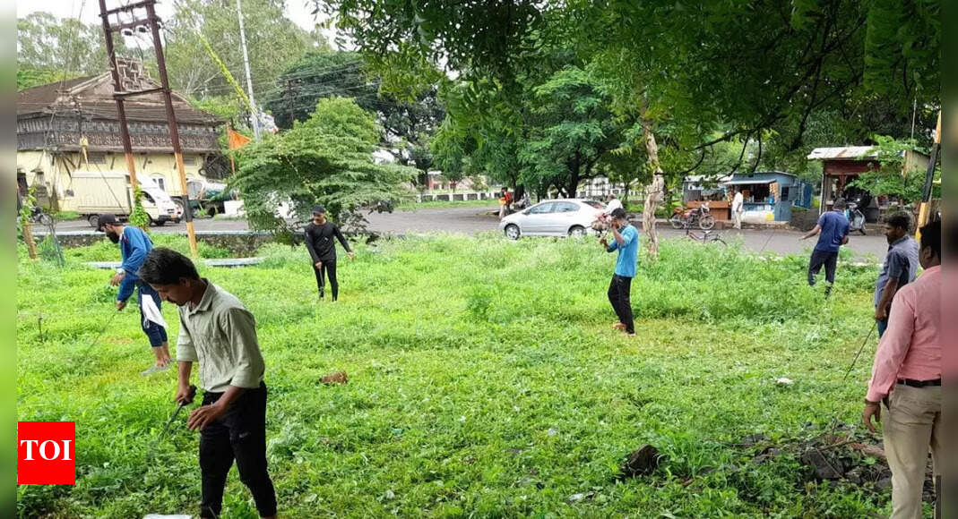 Nashik: Cleanliness drive held in Deolali Camp | Nashik News - Times of ...