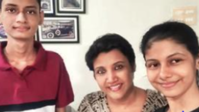 Navi Mumbai twins teach each other to ace Class 10 exams | Navi Mumbai News - Times of India