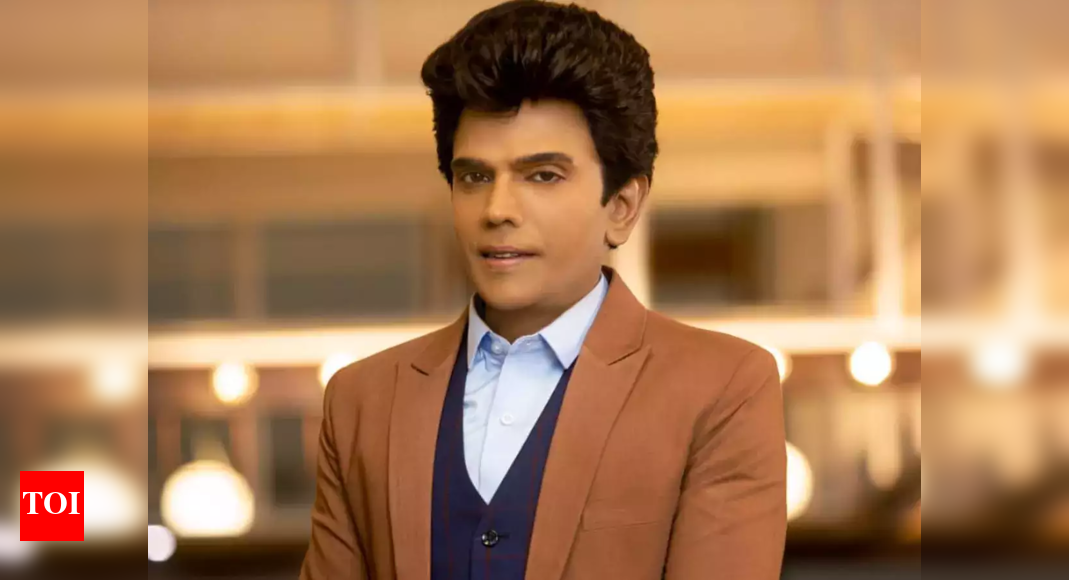 'The Legend' certified U/A with a run time of 2 hours 41 minutes by ...