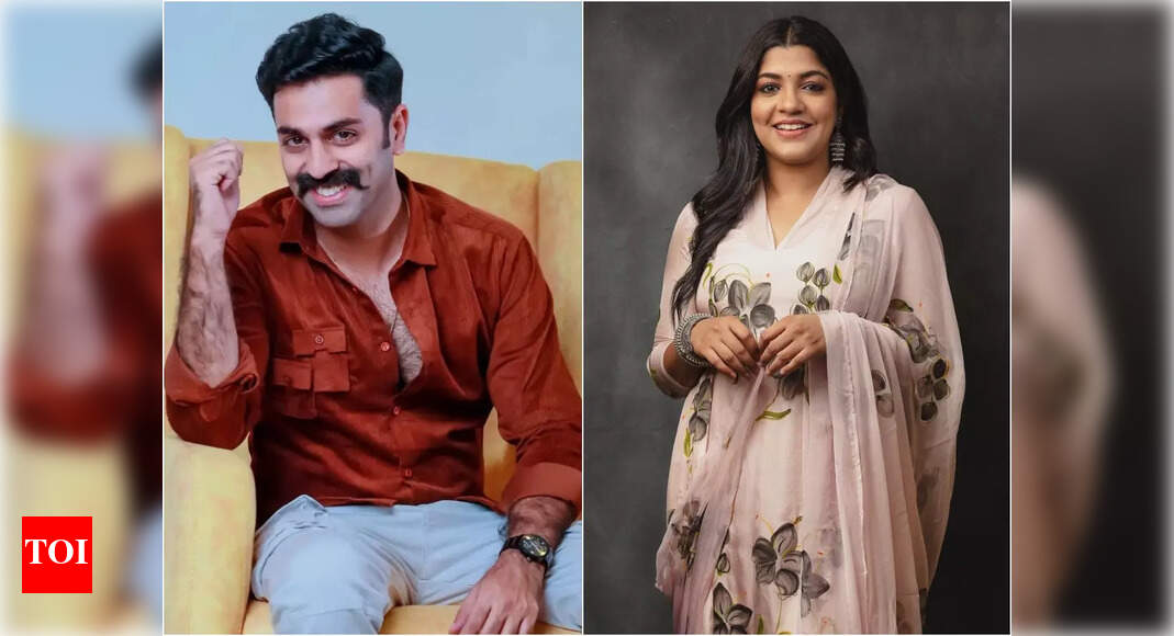 Govind Padmasoorya congratulates national award winner Aparna ...