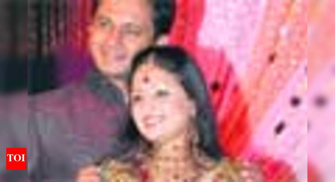 Reeta and Sudhir Budhay hosted daughter Rasika's wedding with Nakul Pathak | Events Movie News ...