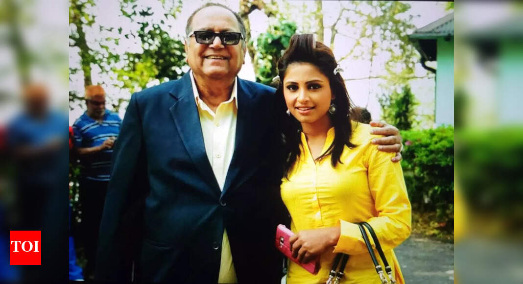 Actress Priyanka Ghosh to direct her first feature film | Bengali Movie ...