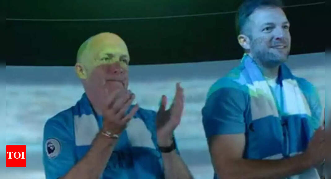 Manchester City fans to sport high-tech scarves next season | Football ...