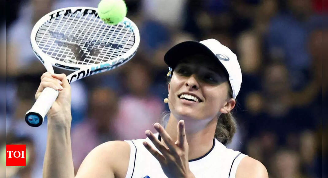 Iga Swiatek returns with one-sided win in Warsaw | Tennis News - Times ...