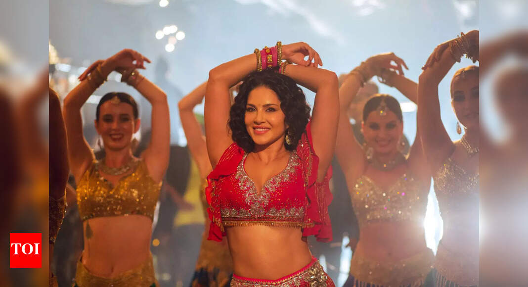 Sunny Leone’s sizzling Bengali dance number 'Dushtu Polapain’ sets a new record | Bengali Movie ...