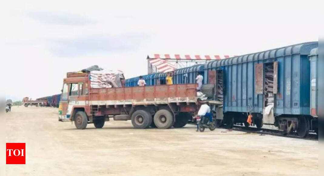 Railway connectivity helps transport 2,500 tonnes of rice from ...