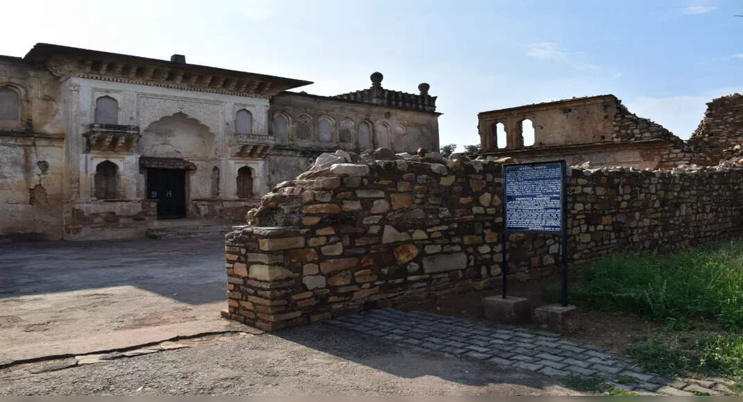 Here’s all you need to know about Uttar Pradesh’s Kalinjar Fort ...