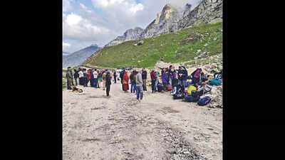 Manali: 215 People Stranded In Lahaul-spiti Due To Flash Floods & Landslides Rescued | Shimla ...
