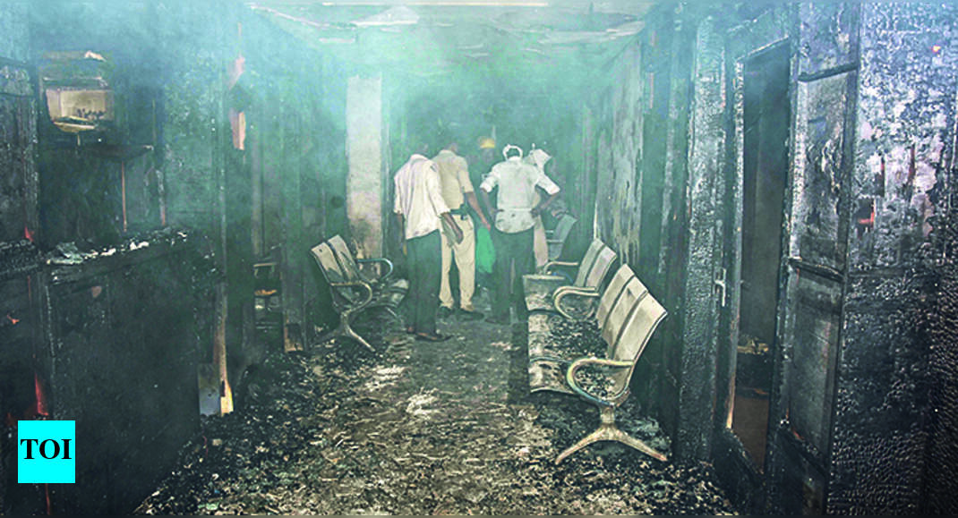 19-year-old’s last call to dad: ‘There’s a fire, save me’ | India News ...