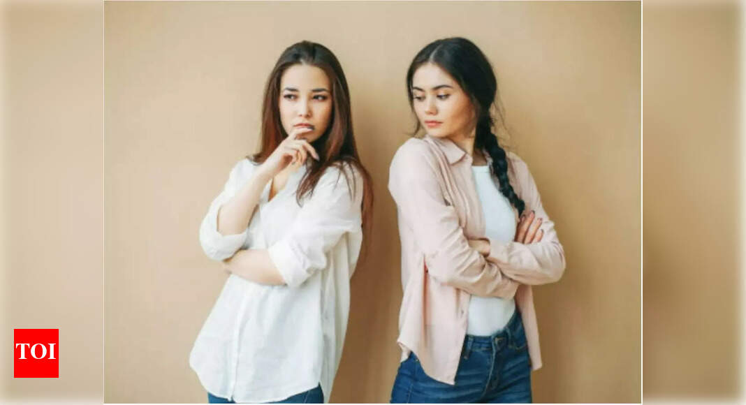 3 healthy ways to express jealousy in a relationship - Times of India