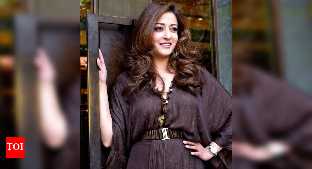 Raima reacts to the rumours about her love life | Bengali Movie News ...