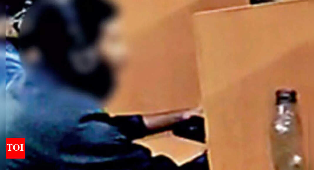 Fbi: Fake Call Centre: Cyber Cell Contacts Fbi, Cbi & Ed | Dehradun ...