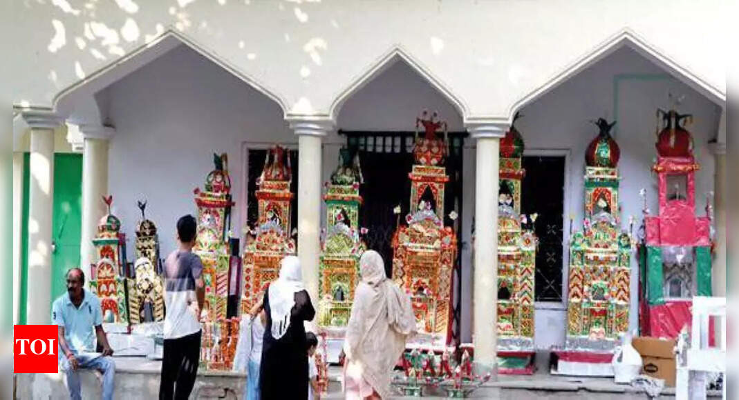 After a two-year lull, some relief for Lucknow tazia makers | Lucknow ...