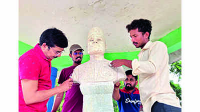 Yuva Brigade: Yuva Brigade Cleans Up Martyr’s Neglected Bust | Hubballi ...