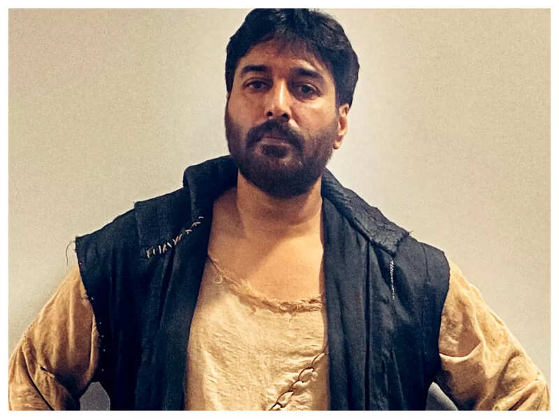 Rahman: Feel lucky to make Bollywood debut with Ganpath | Tamil Movie ...