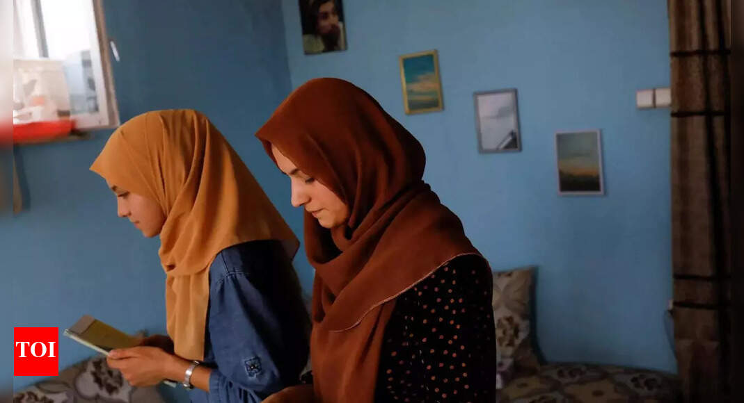 Taliban: A year after Taliban's return, some women fight for lost ...