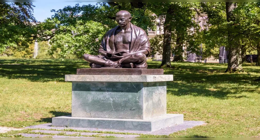 A look at famous Mahatma Gandhi across the globe on the 75th year of ...