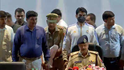 Noida society ruckus: Shrikant Tyagi says 'got MLA sticker from Swami ...